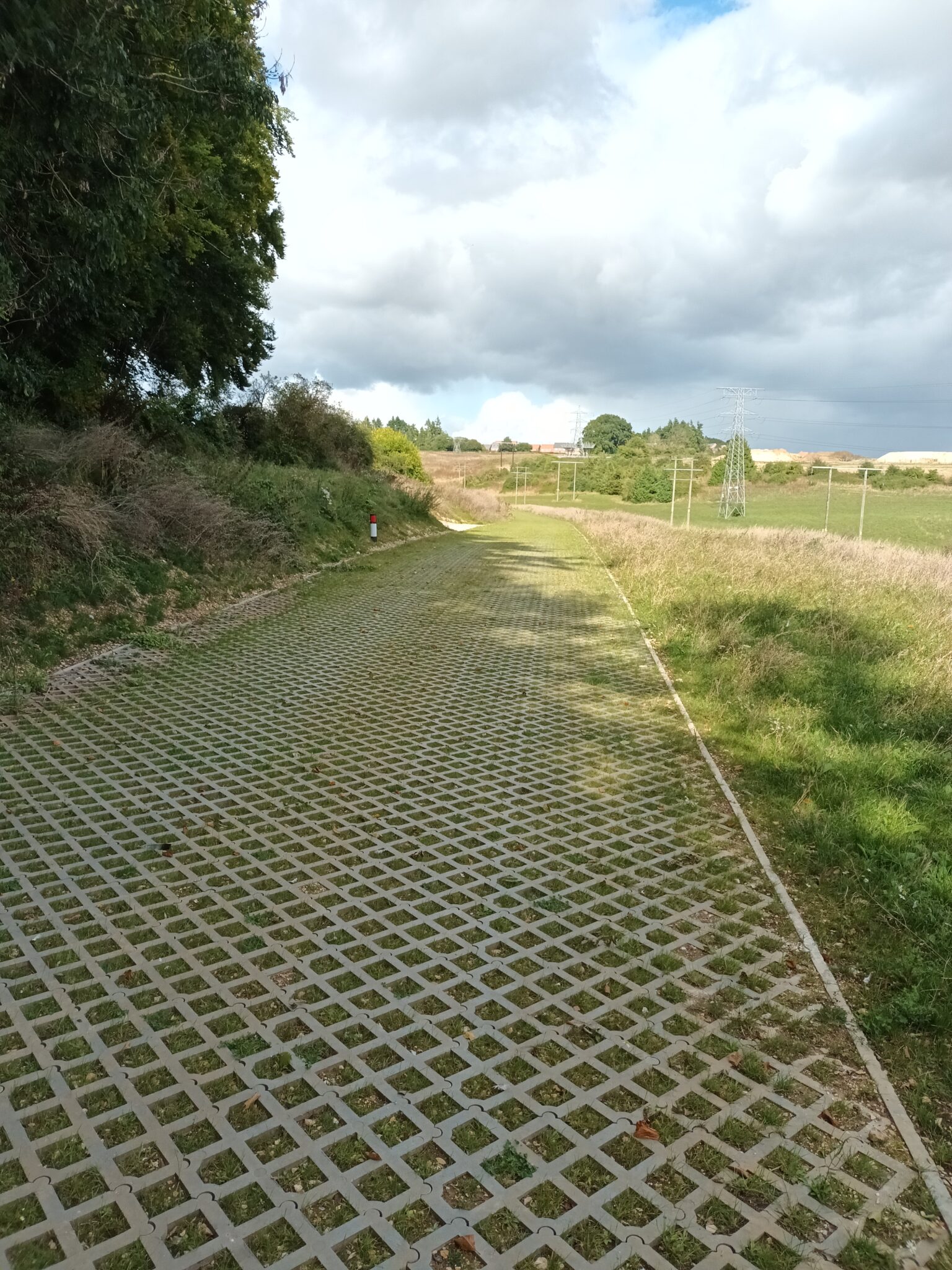 SUDS Permeable Paving, Salisbury Battery Energy Storage System, UK ...