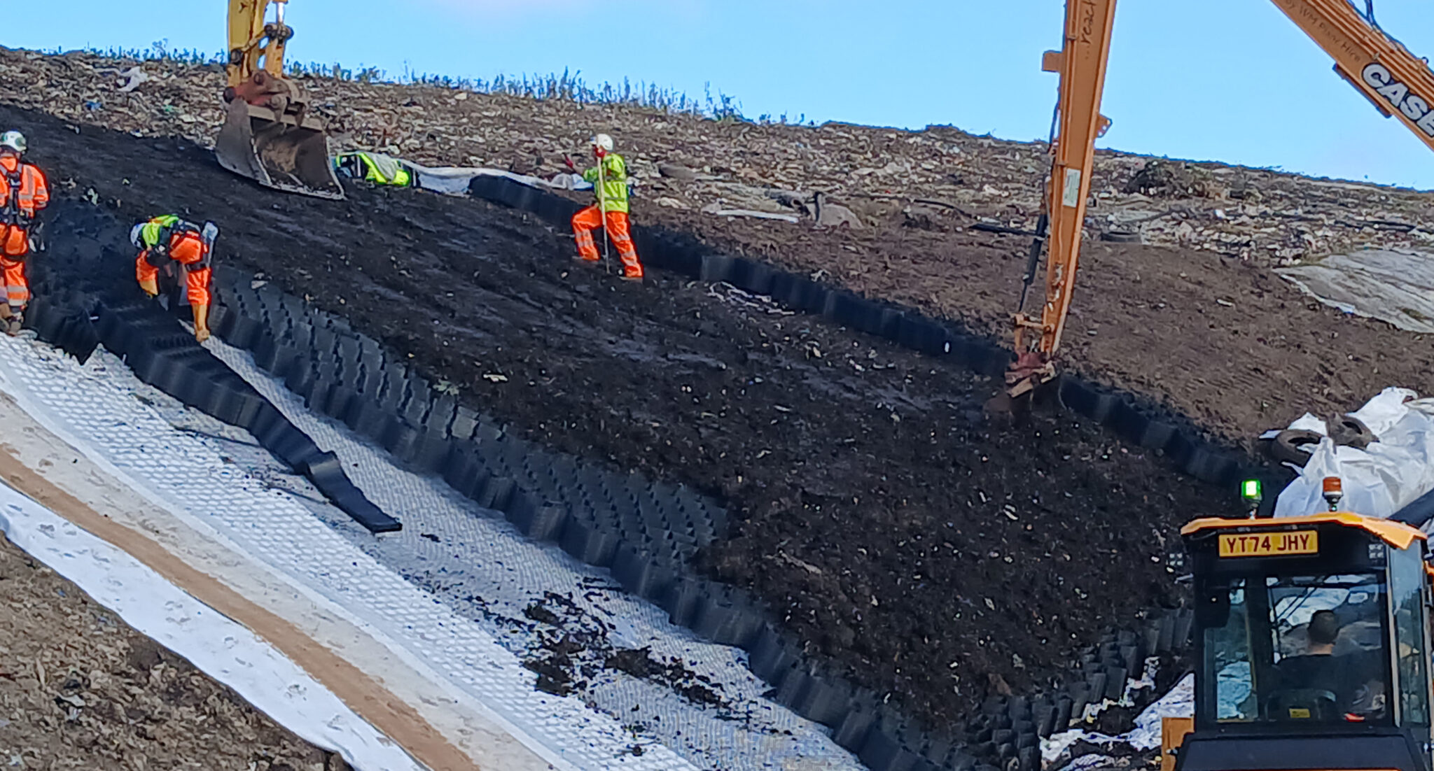 Landfill Capping, Steep Slopes, Bennadrove LFS, Isle of Lewis, UK - ABG ...