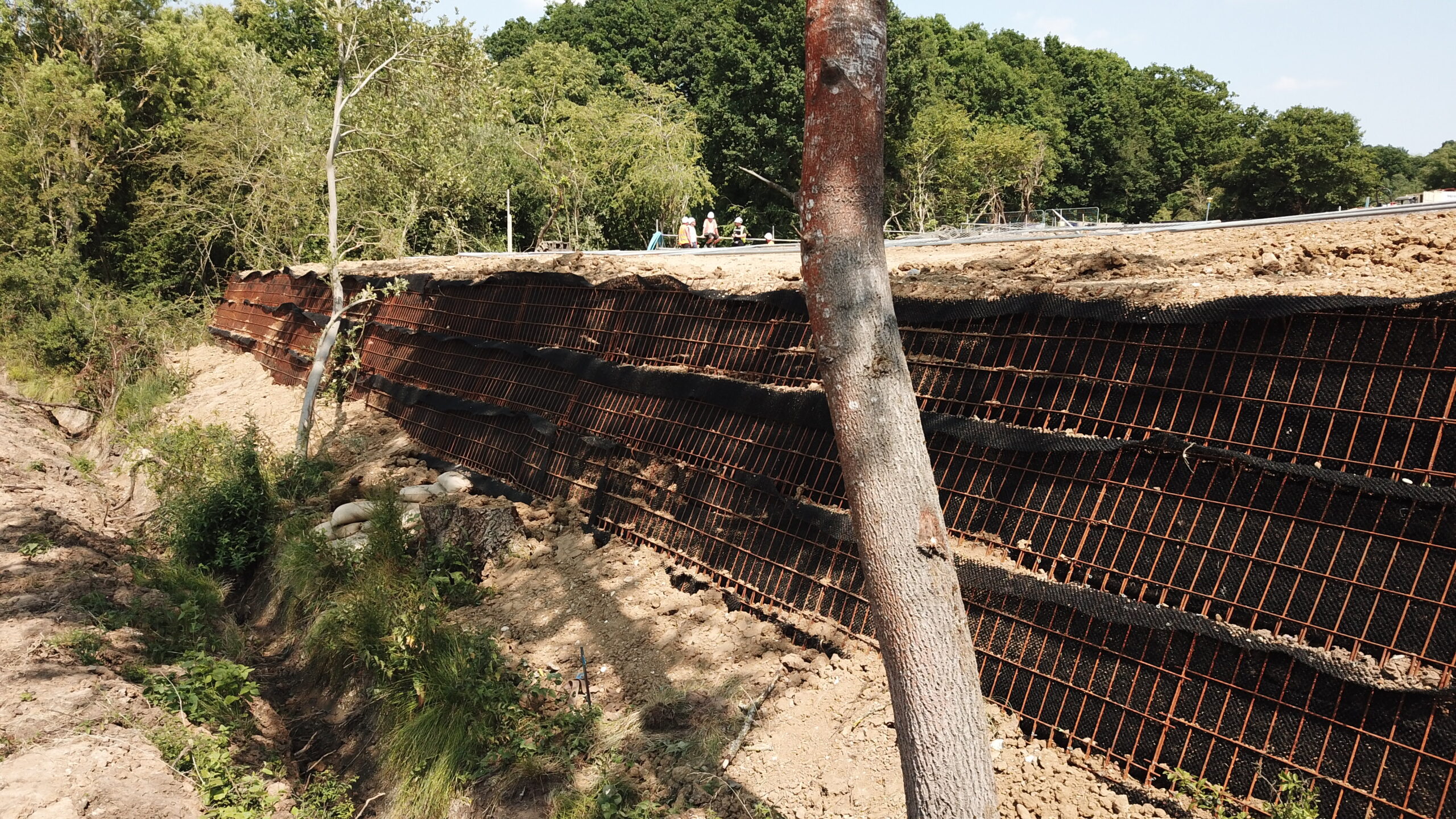 Retaining Walls and Reinforced Slopes - ABG Geosynthetics