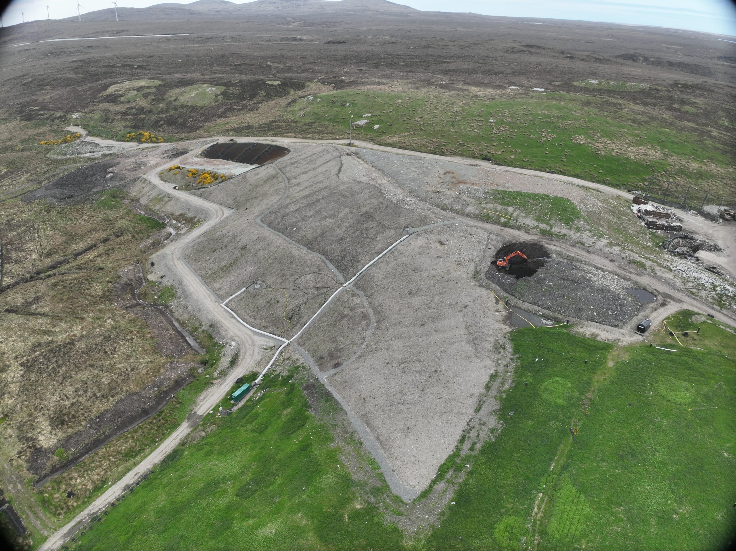 Landfill Capping, Steep Slopes, Bennadrove LFS, Isle of Lewis, UK - ABG ...