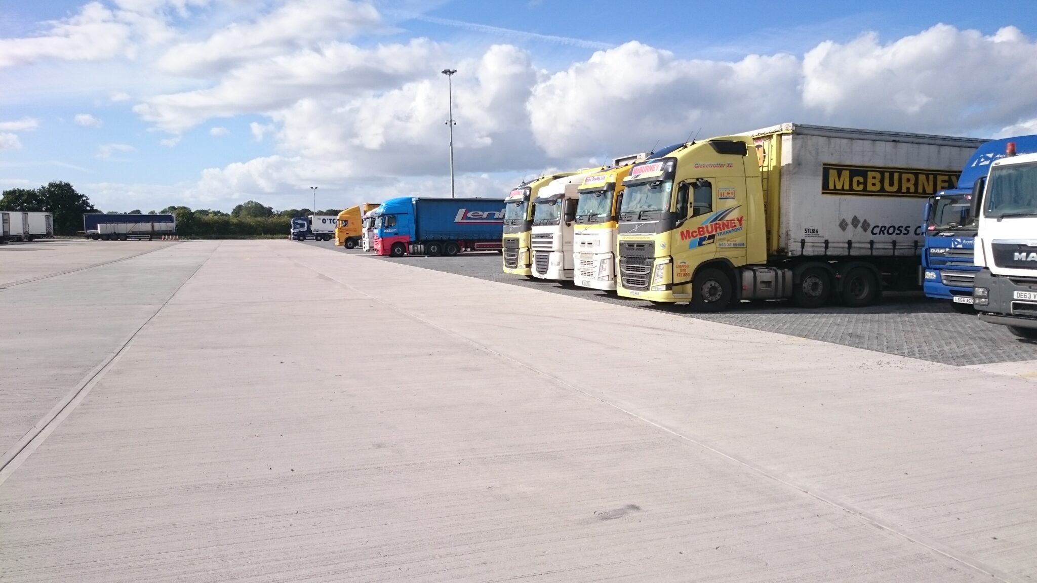 Truckcell HGV Parking | SuDS Permeable Paving | Cannock UK